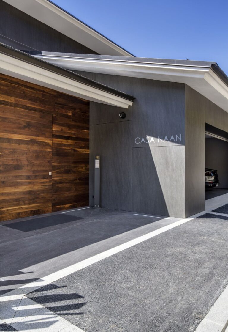 BASALT GREY
